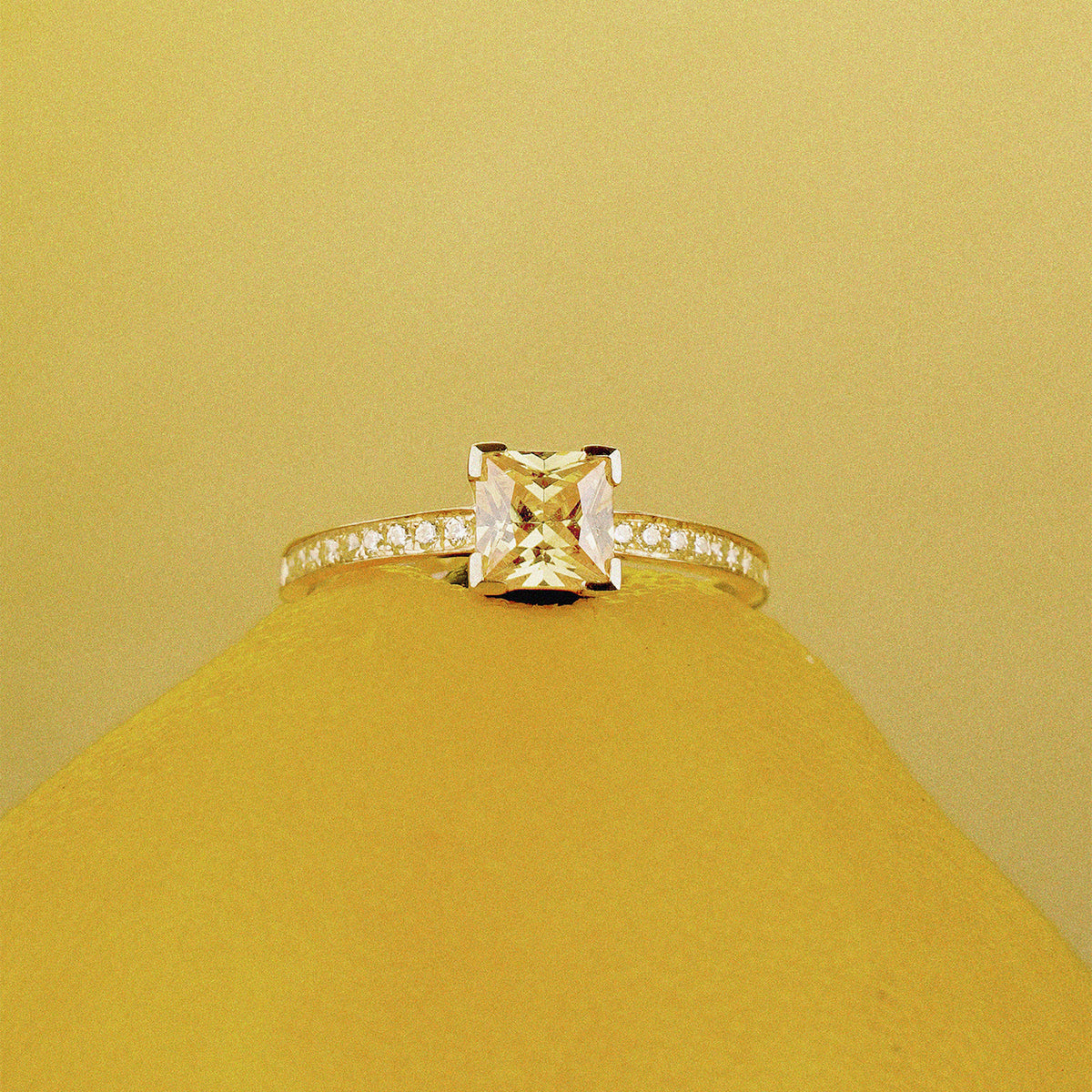 Lab Grown Diamond Rings: Gold, Gemstones, Signet, Promise, Black, Pink, Silver | PASCAL